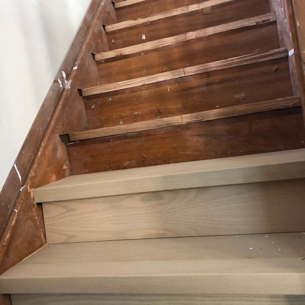 Repair tread and riser of stairs with solid wood